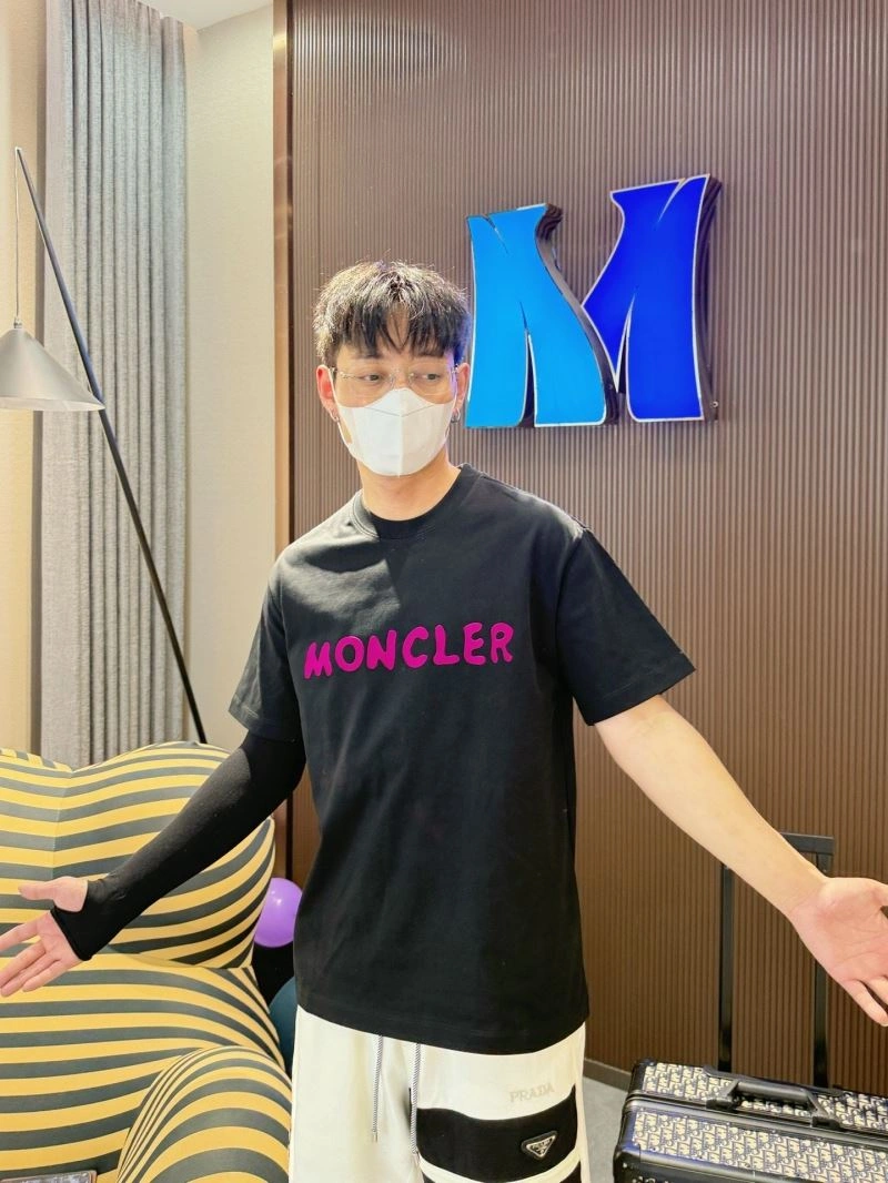 Reasonably priced Moncler T-Shirts