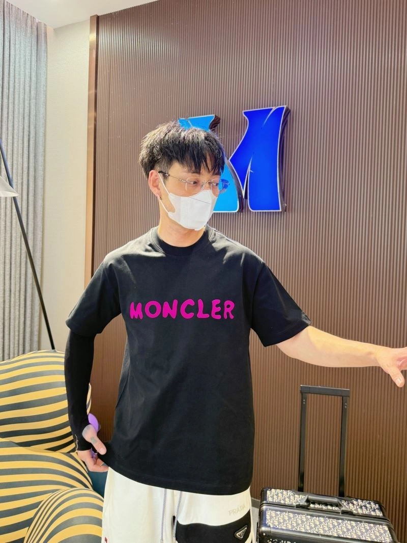 Reasonably priced Moncler T-Shirts