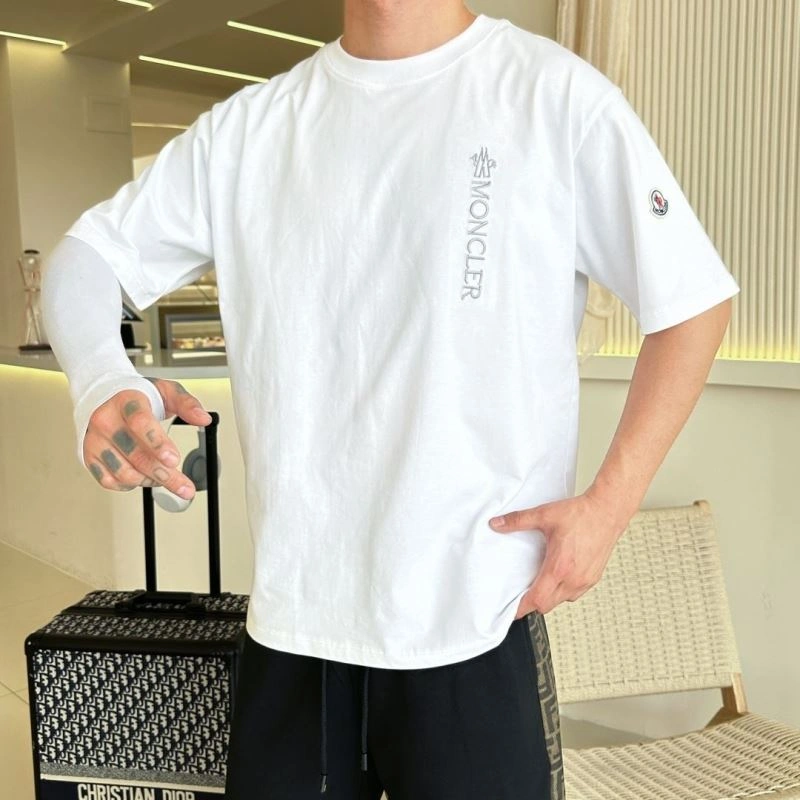 Reasonably priced Moncler T-Shirts