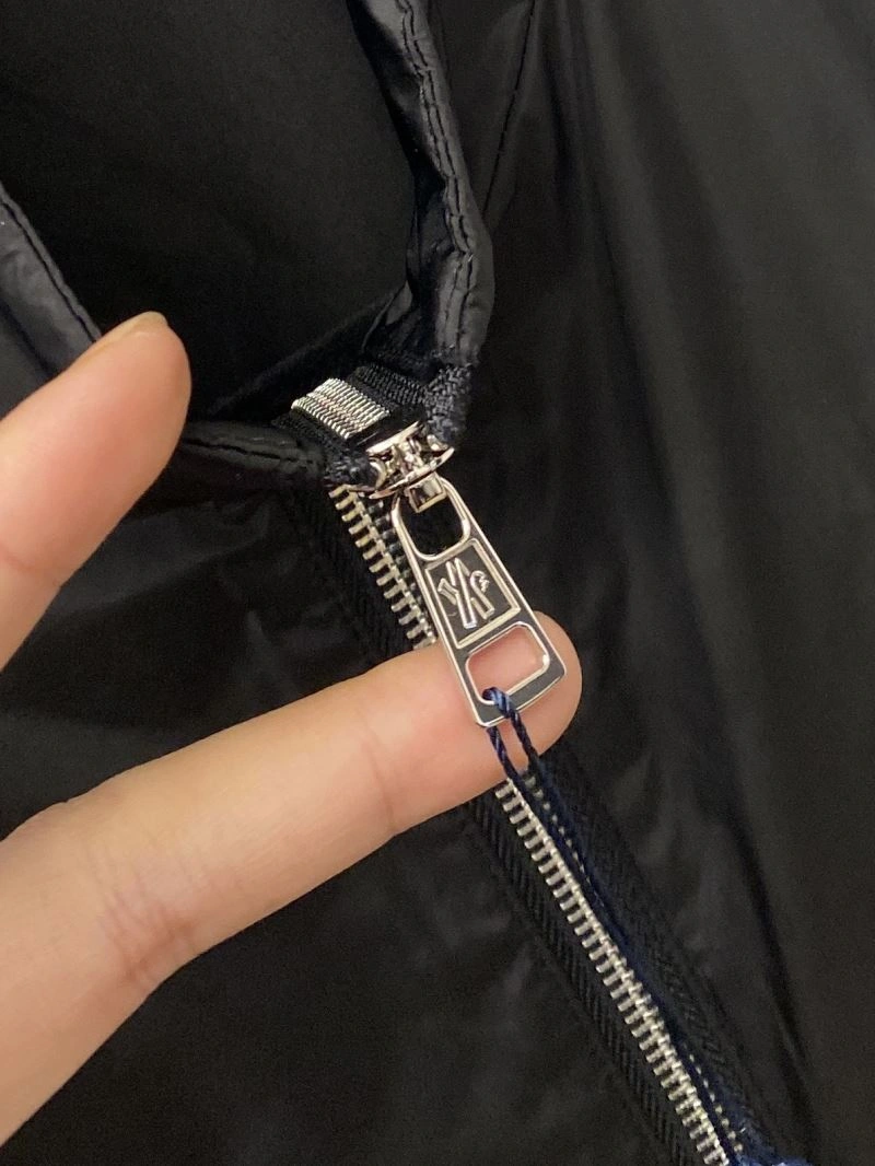 Official Moncler Vest