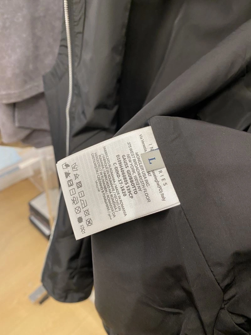 Official Moncler Vest