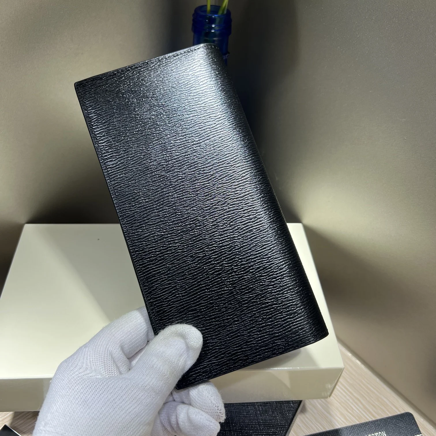 Indistinguishable Montblanc Wallets Purse