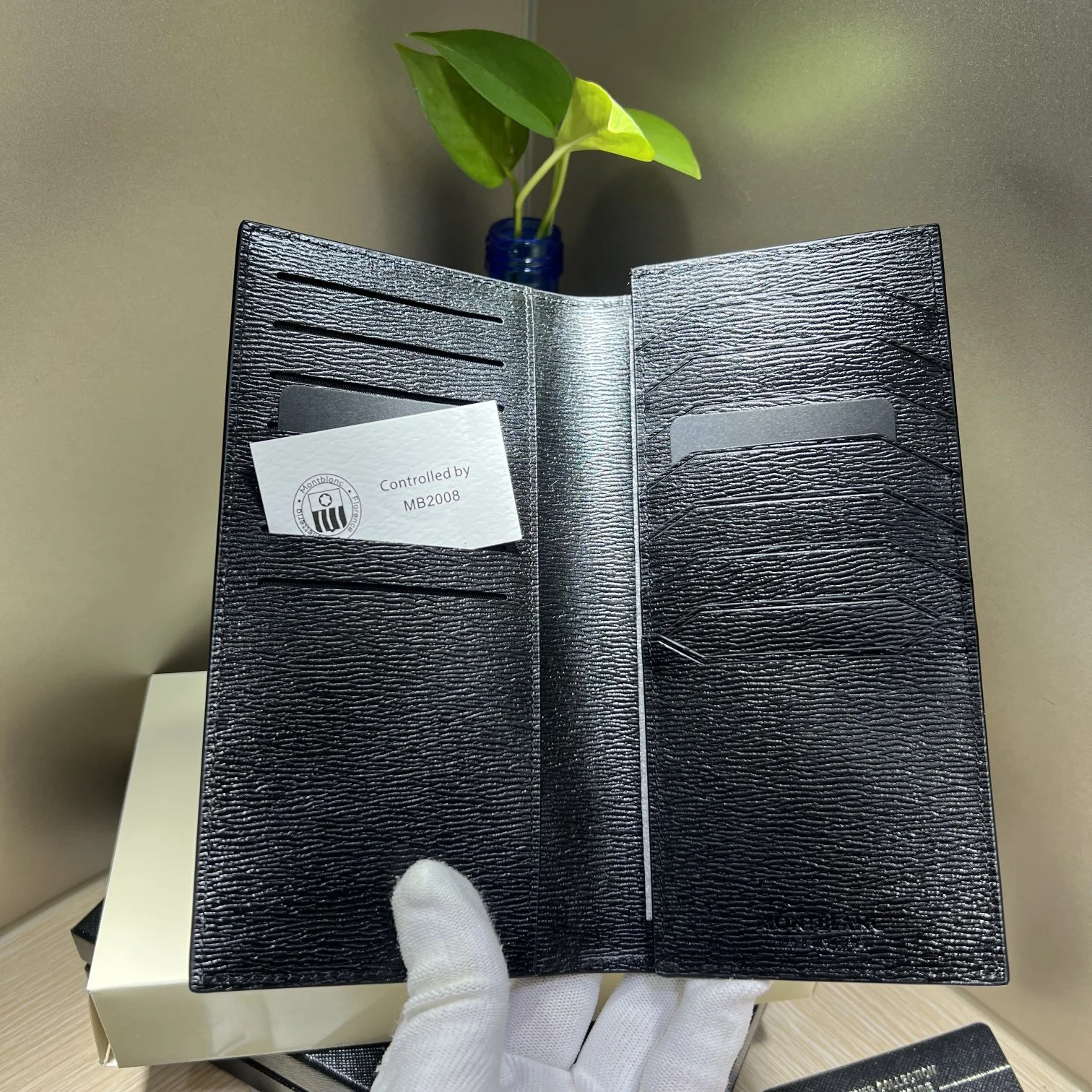 Indistinguishable Montblanc Wallets Purse
