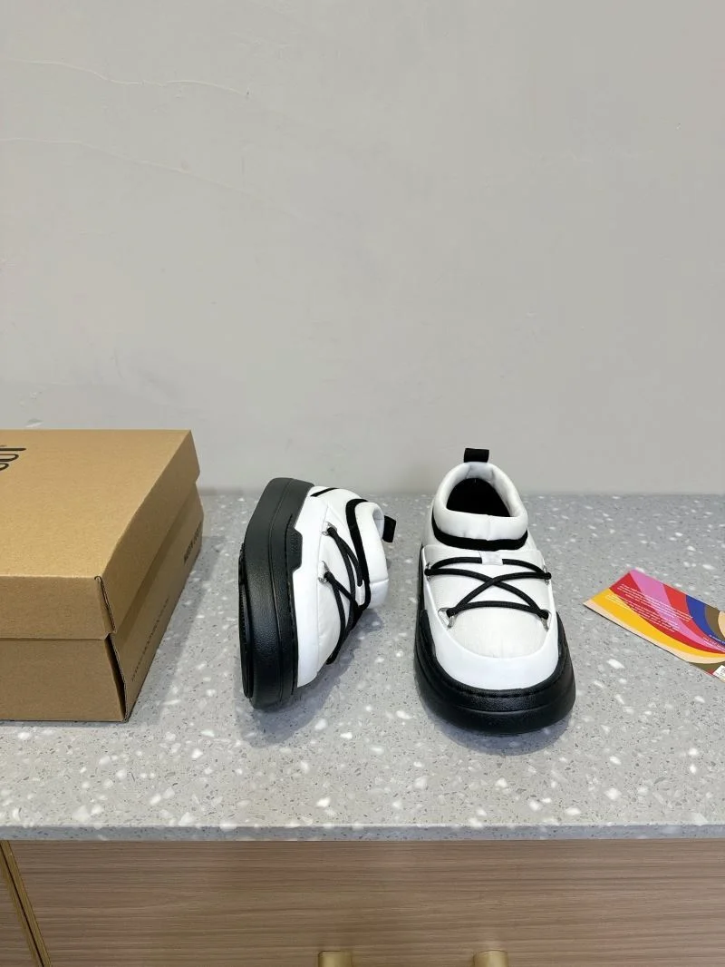 Brand-authenticated Moon Boot Boots