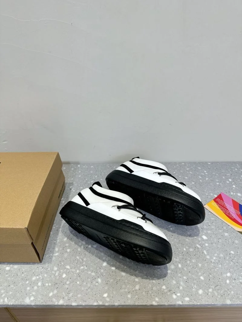Brand-authenticated Moon Boot Boots