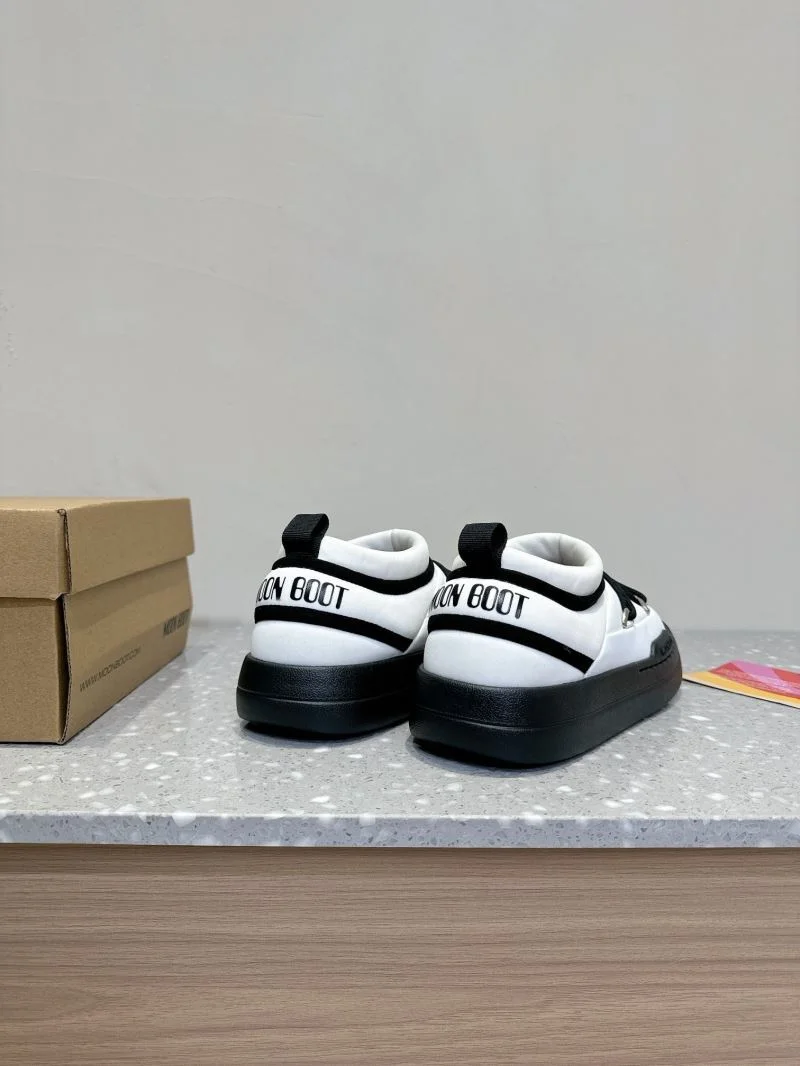 Brand-authenticated Moon Boot Boots