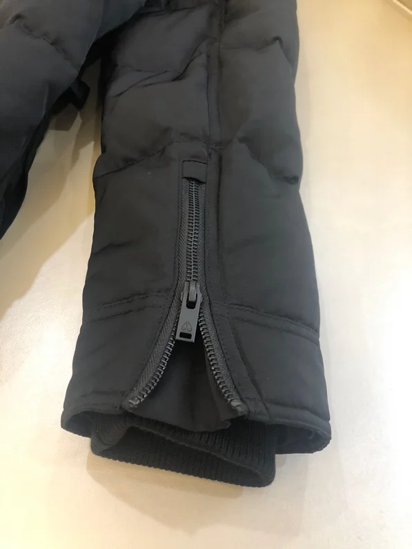 Exact replica Moose Knuckles Down Jackets