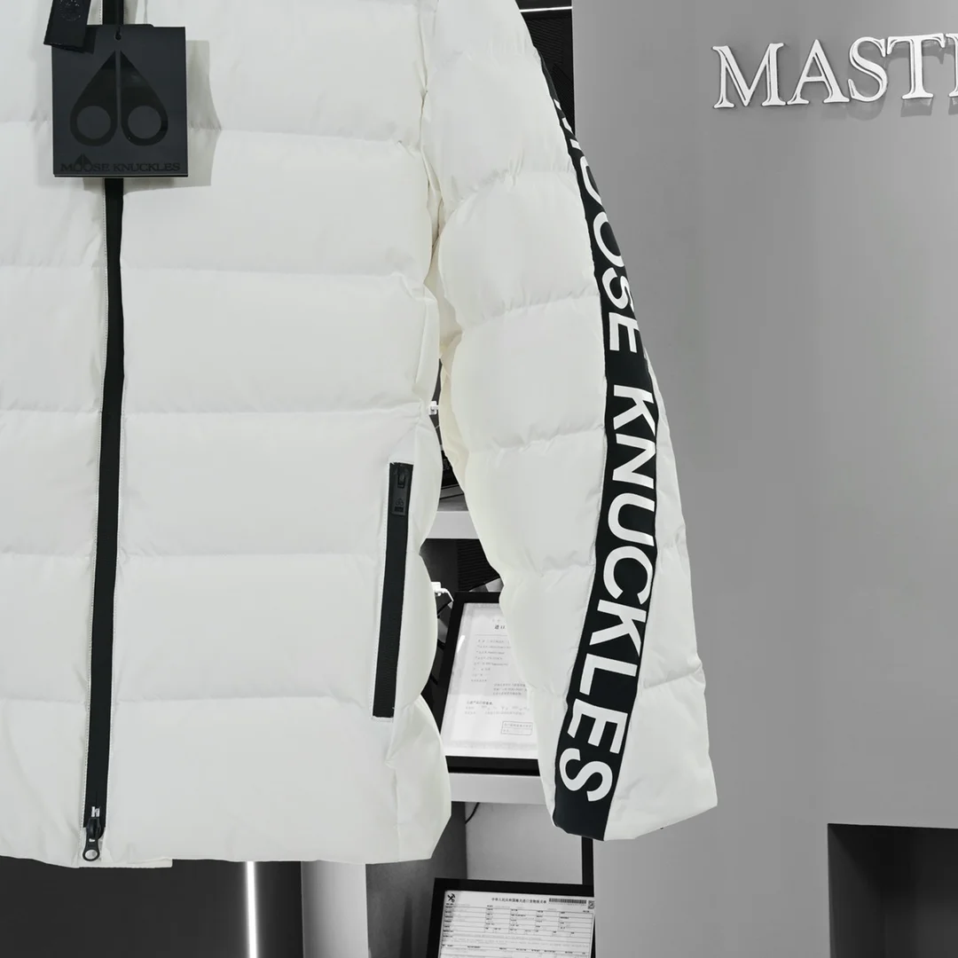 Reasonably priced Moose Knuckles Down Jackets