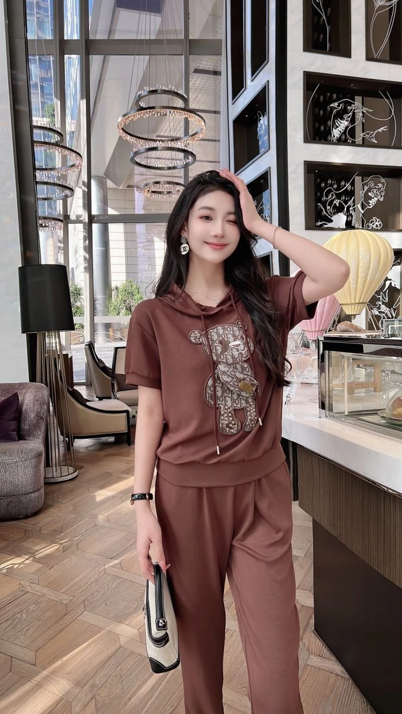 Budget-friendly Moschino Long Suits