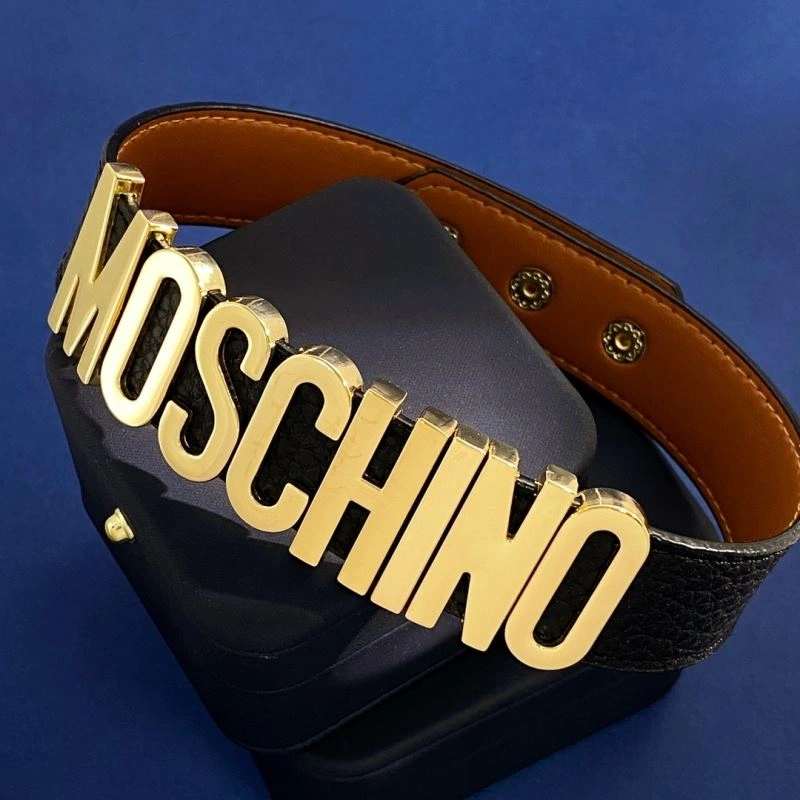 Top match Moschino Necklaces