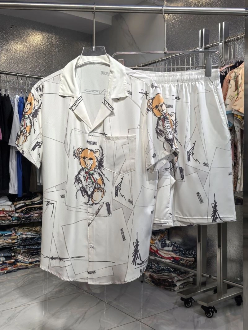 Moschino T-Shirts