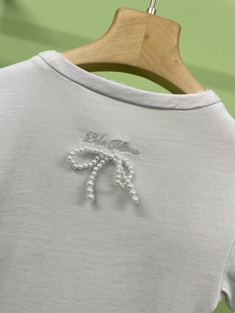 Top match Moschino T-Shirts