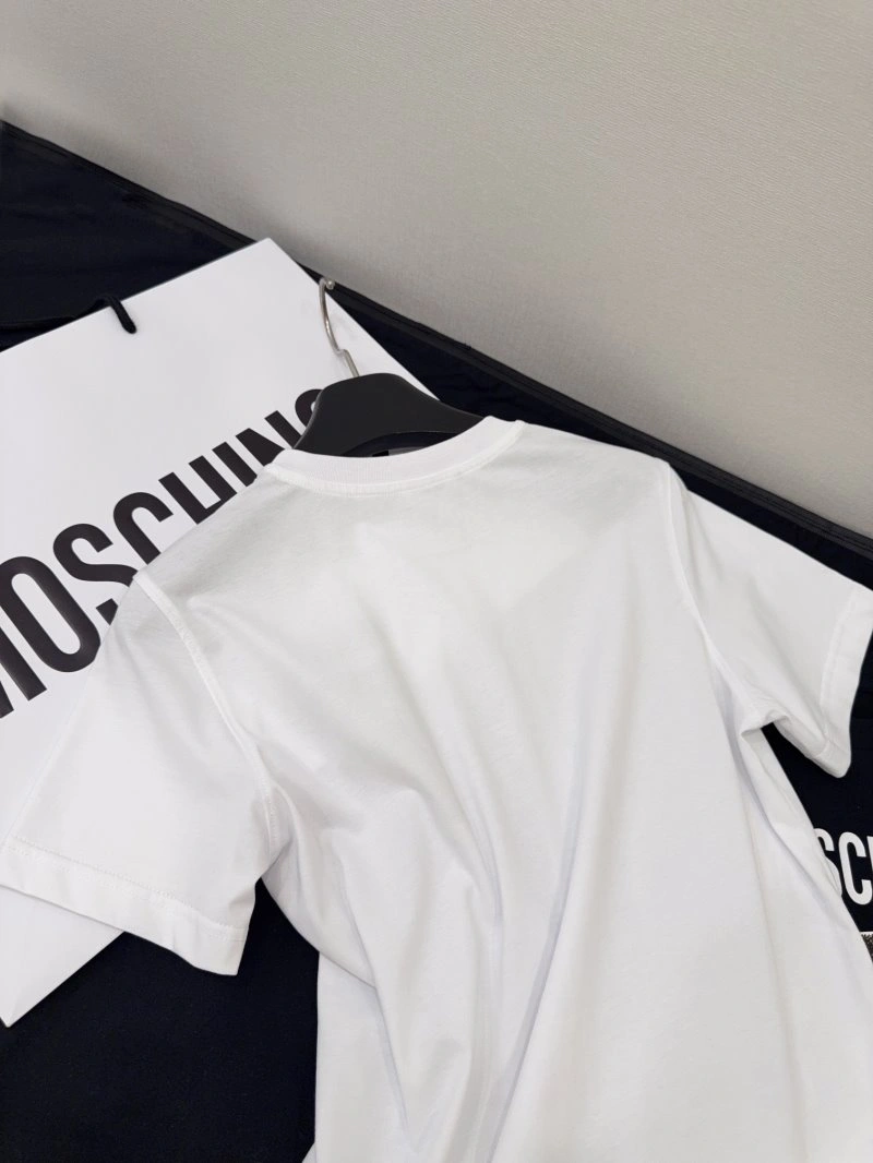 High fidelity Moschino T-Shirts