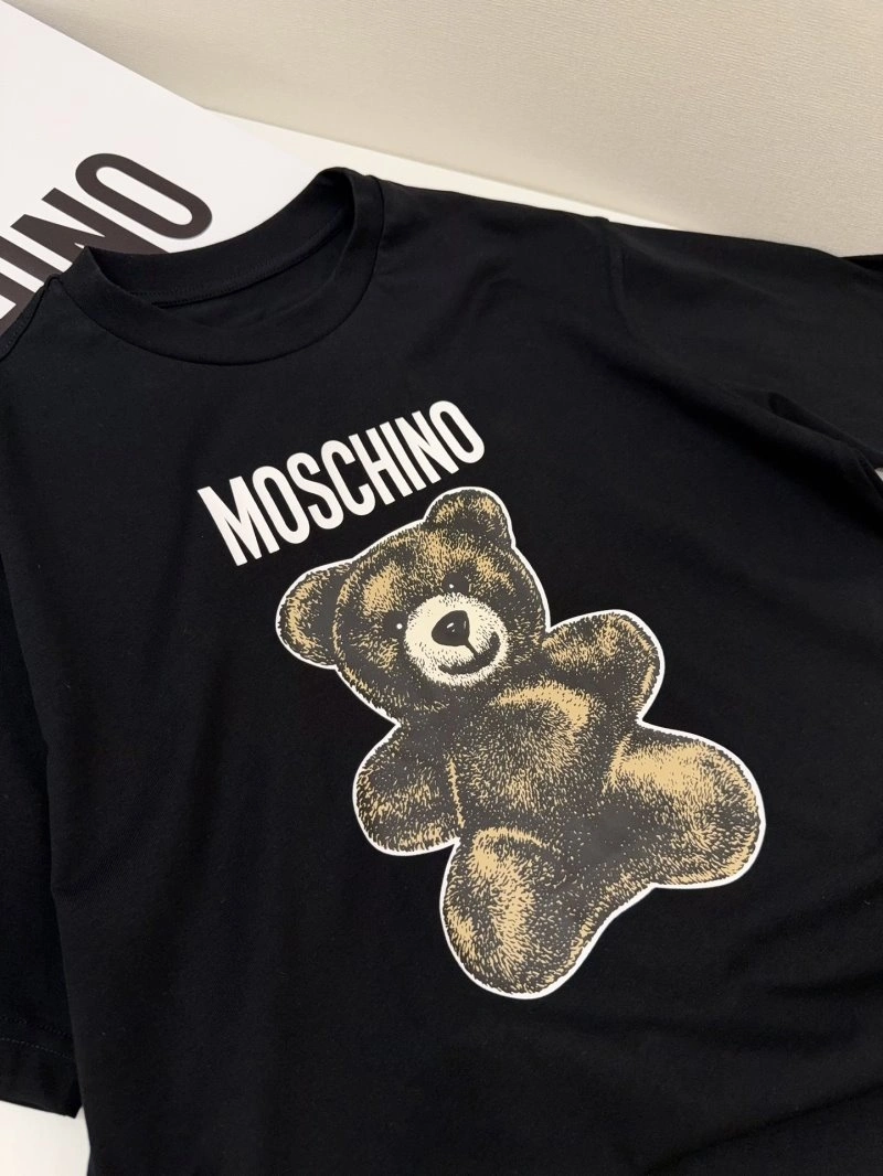 Affordable Moschino T-Shirts