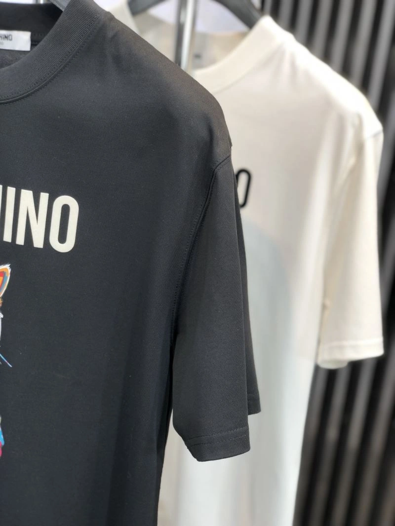 Real Moschino T-Shirts