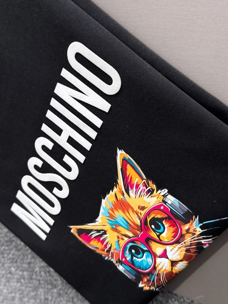 Brand-original Moschino T-Shirts