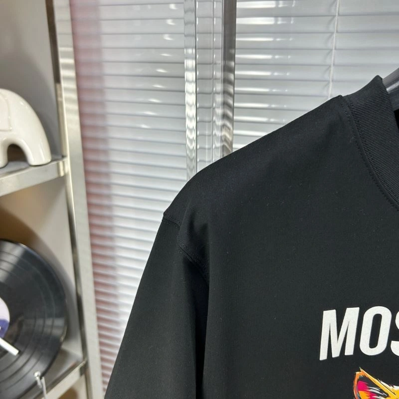 Factory-made Moschino T-Shirts