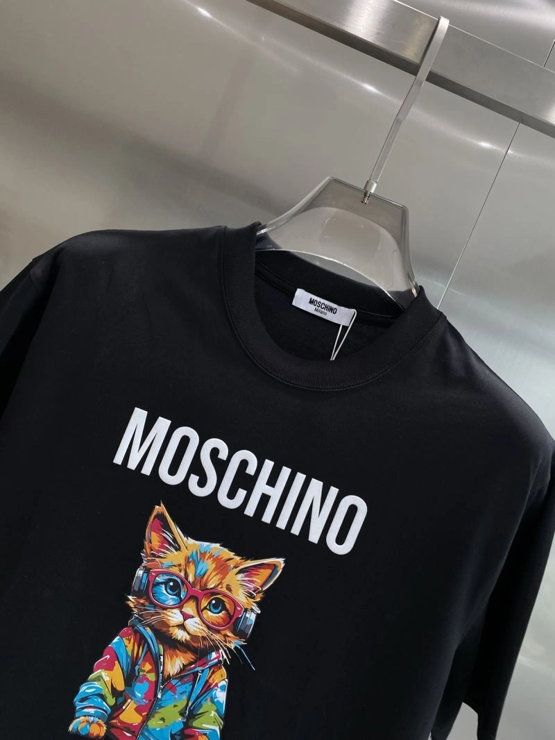 Affordable Moschino T-Shirts