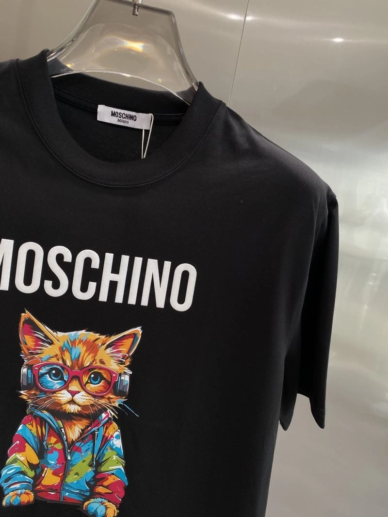 Affordable Moschino T-Shirts
