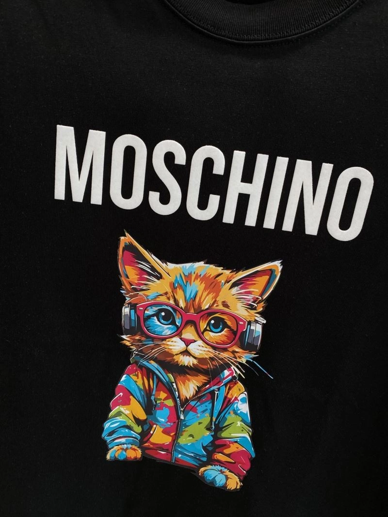 Affordable Moschino T-Shirts