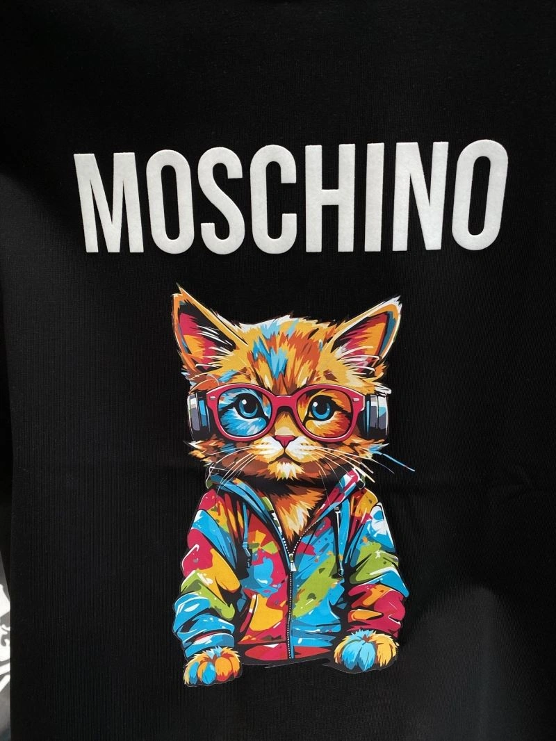Affordable Moschino T-Shirts