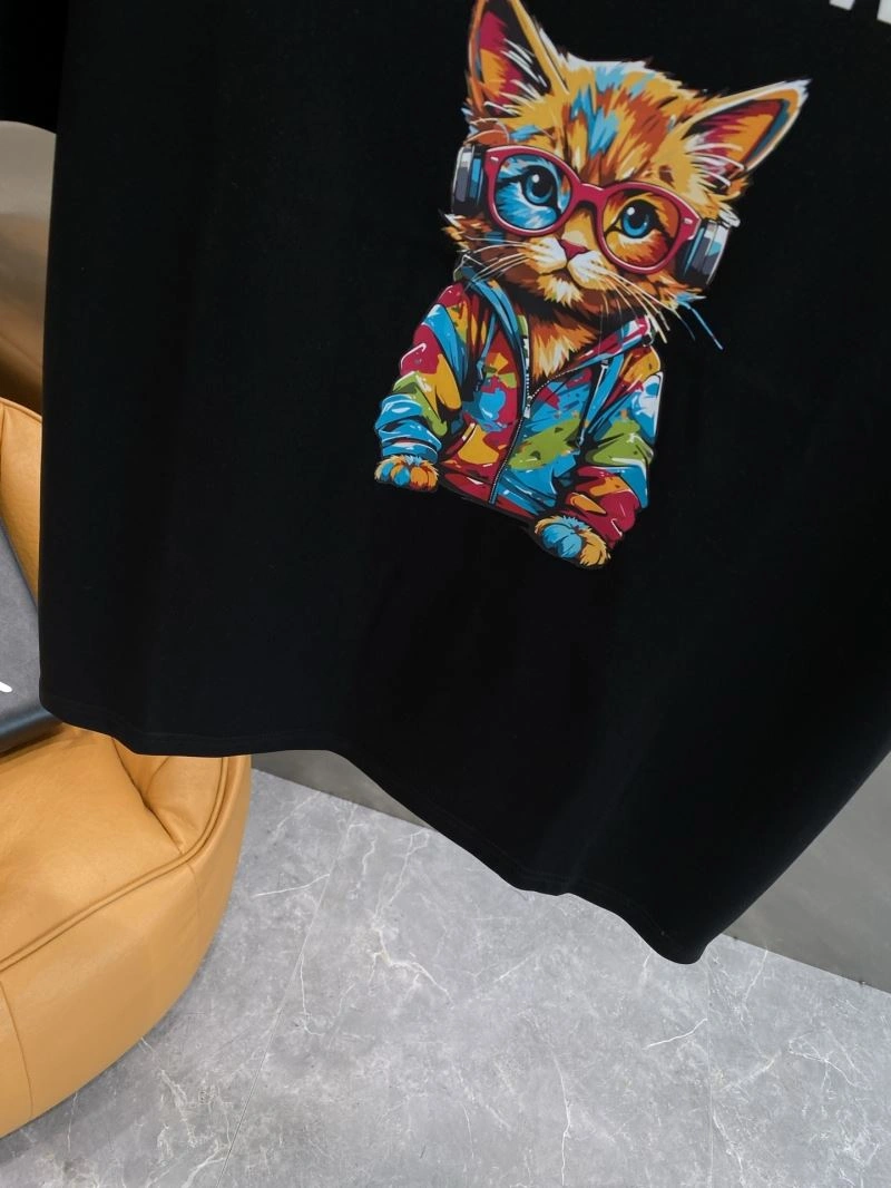 Affordable Moschino T-Shirts