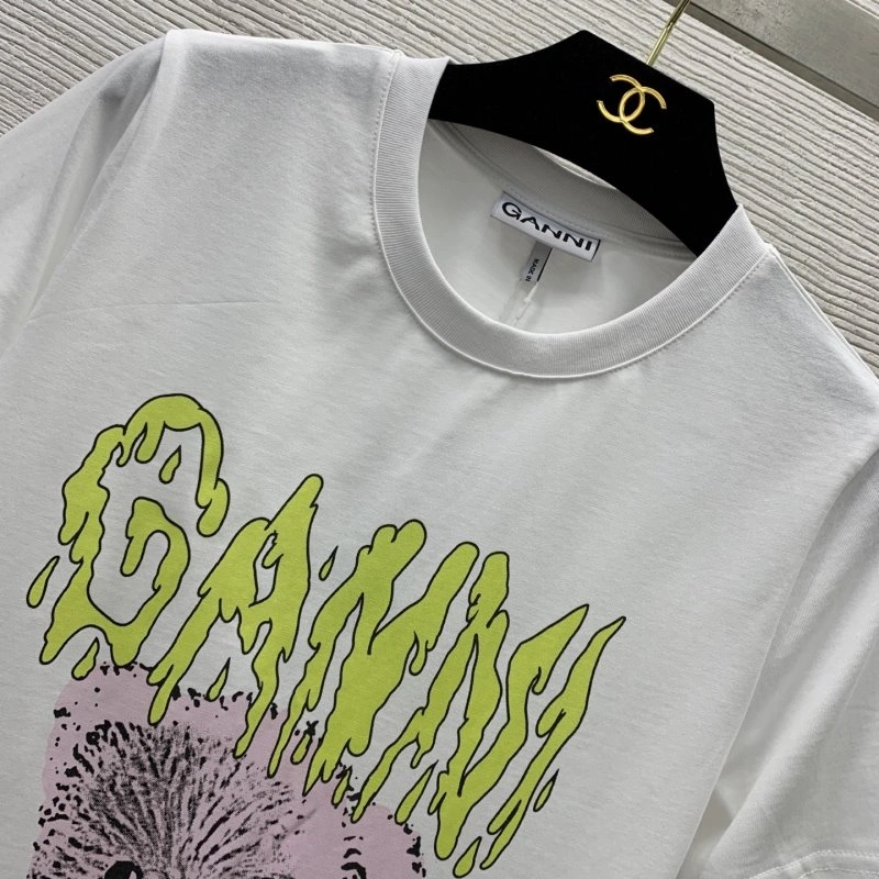 Affordable Moschino T-Shirts