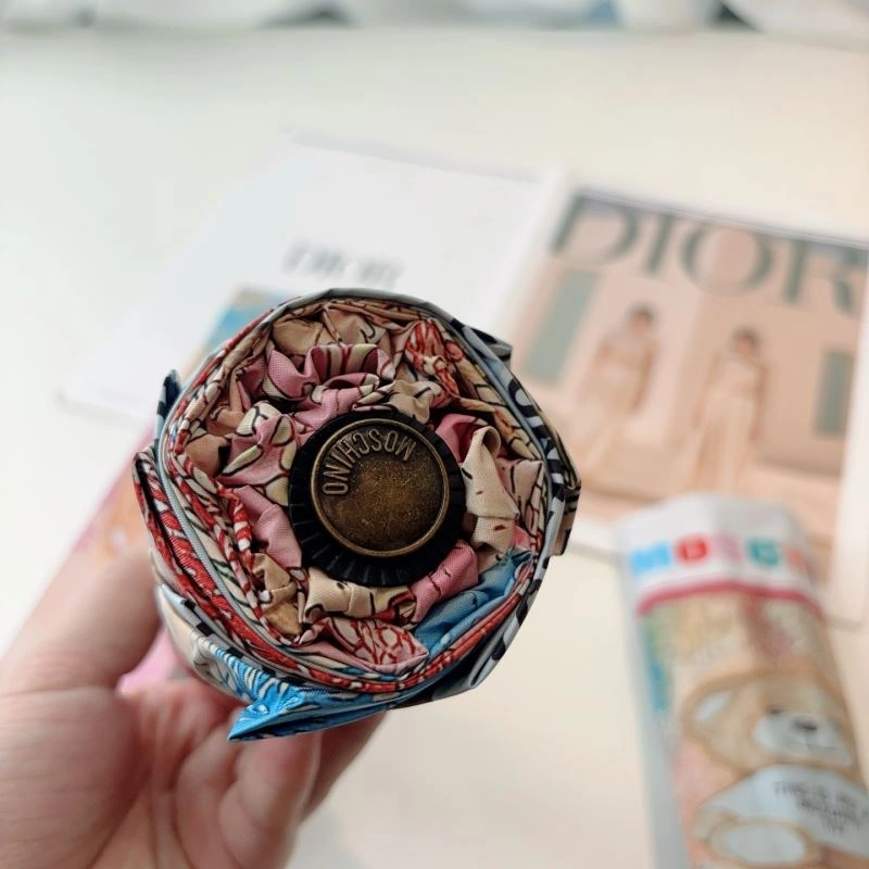 Precise copy Moschino Umbrella