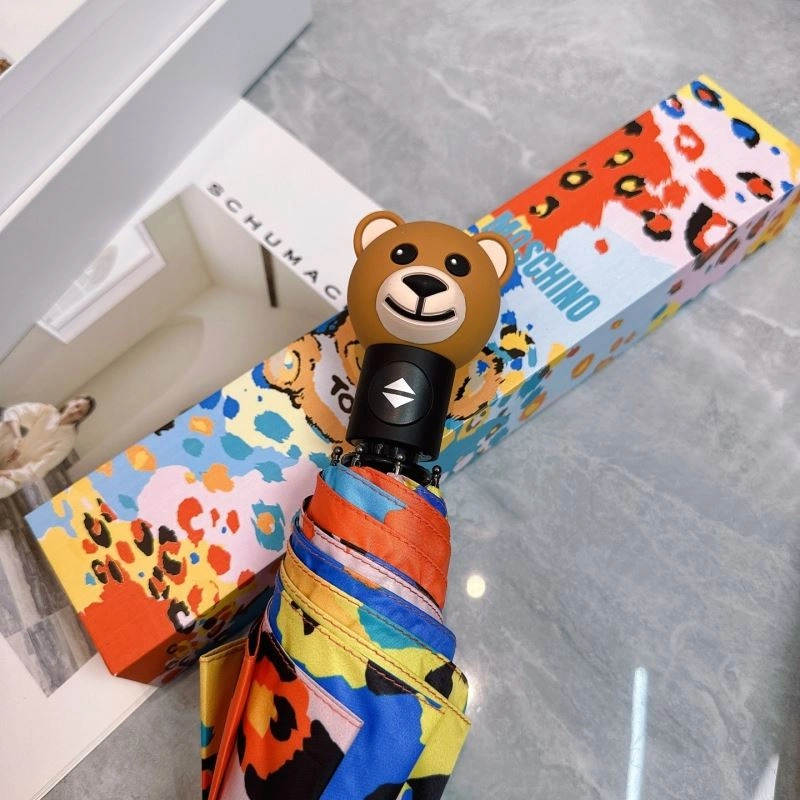 Low-cost Moschino Umbrella