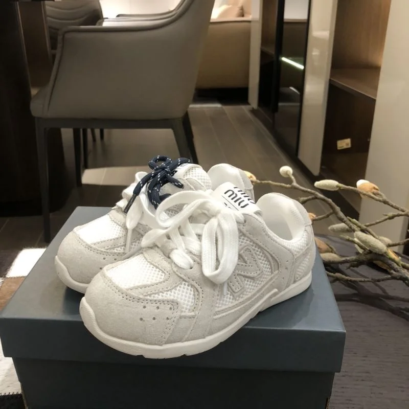 NEW BALANCE SHOES