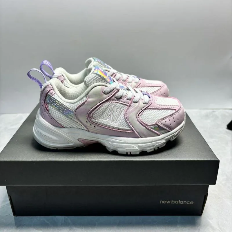 NEW BALANCE SHOES