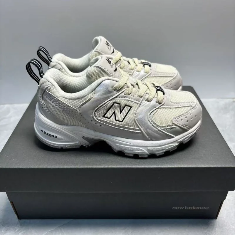 NEW BALANCE SHOES