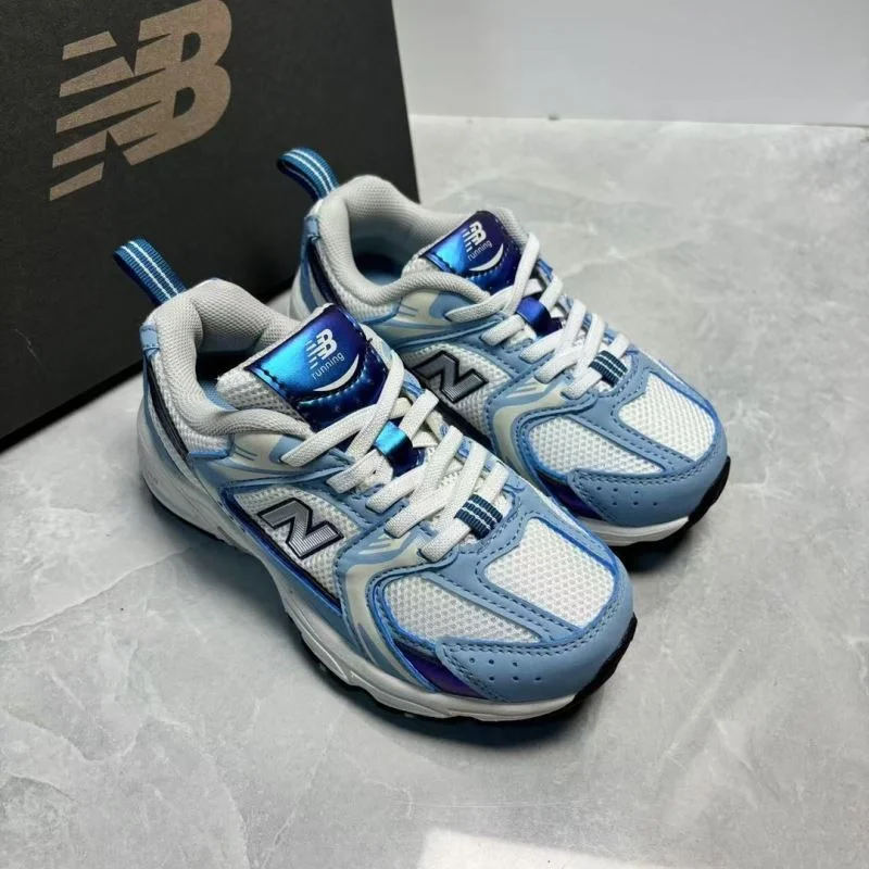 Brand-authenticated NEW BALANCE SHOES