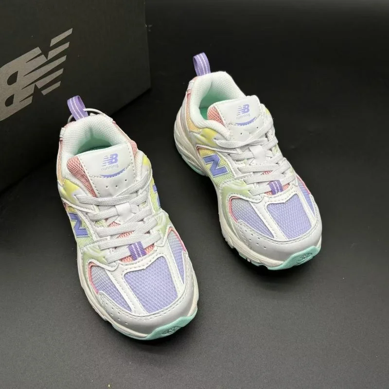 Indistinguishable NEW BALANCE SHOES