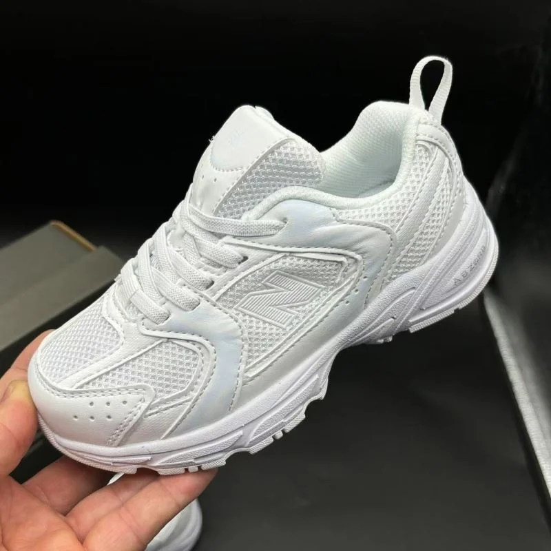 Indistinguishable NEW BALANCE SHOES