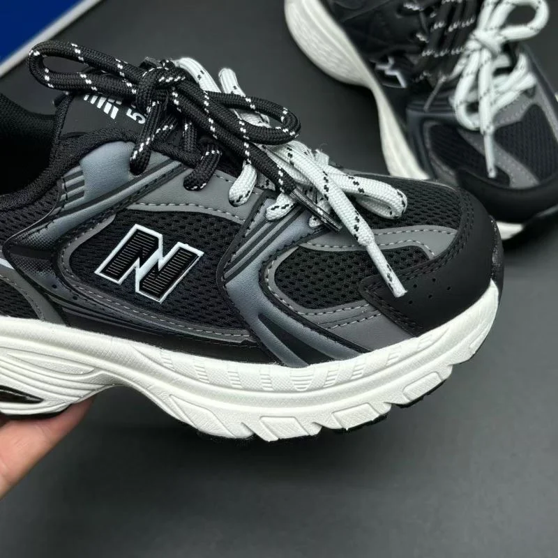 Discounted NEW BALANCE SHOES