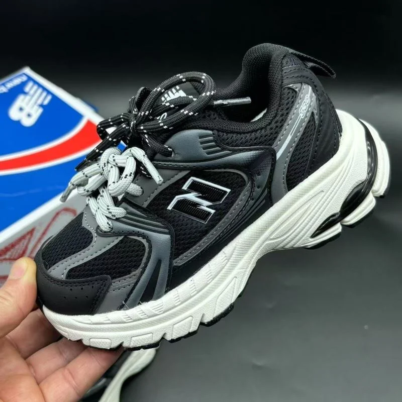 Discounted NEW BALANCE SHOES
