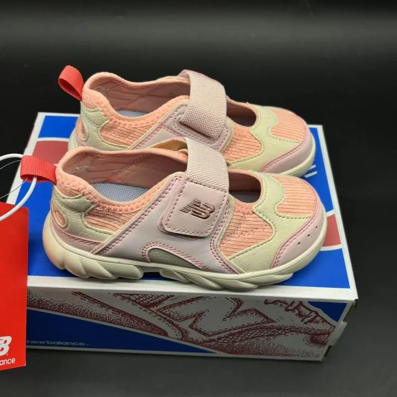 NEW BALANCE SHOES