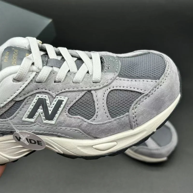 Inexpensive NEW BALANCE SHOES