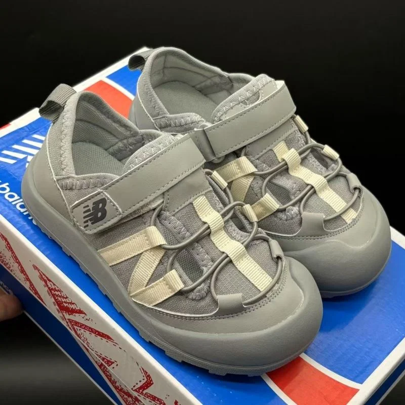 NEW BALANCE SHOES