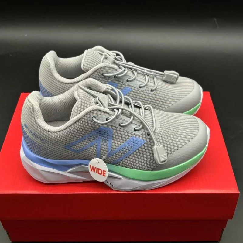 Accurate model NEW BALANCE SHOES