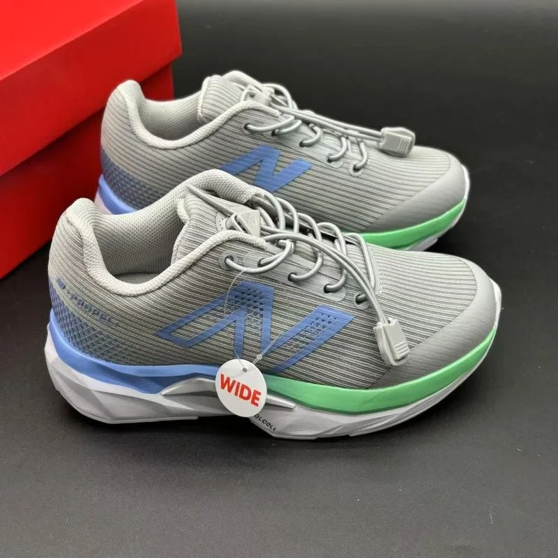 Accurate model NEW BALANCE SHOES