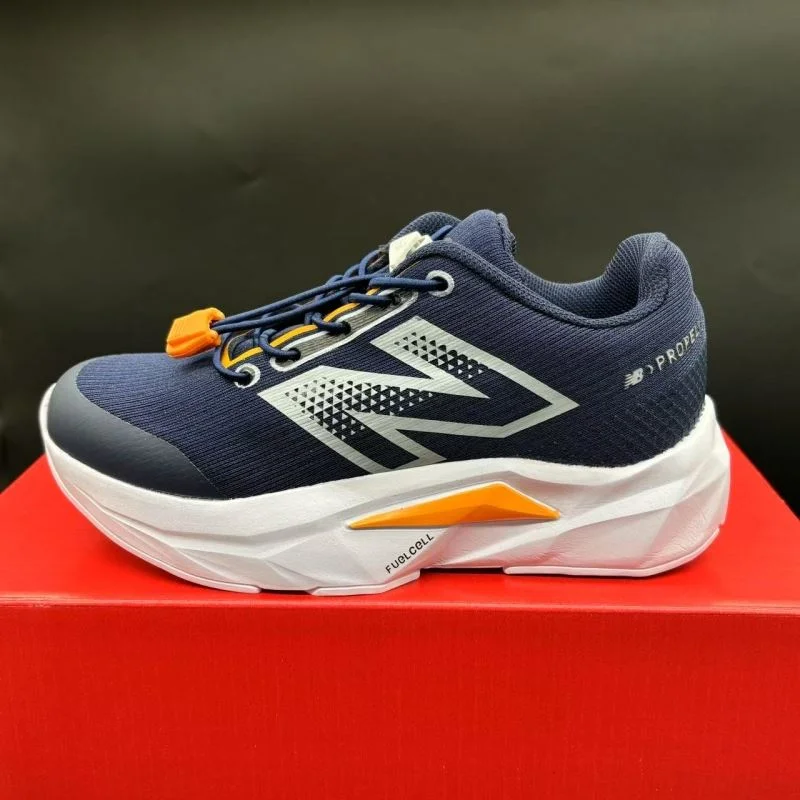 NEW BALANCE SHOES