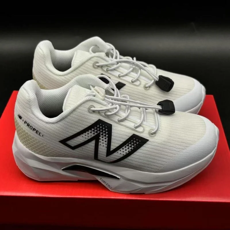 Top mirror NEW BALANCE SHOES