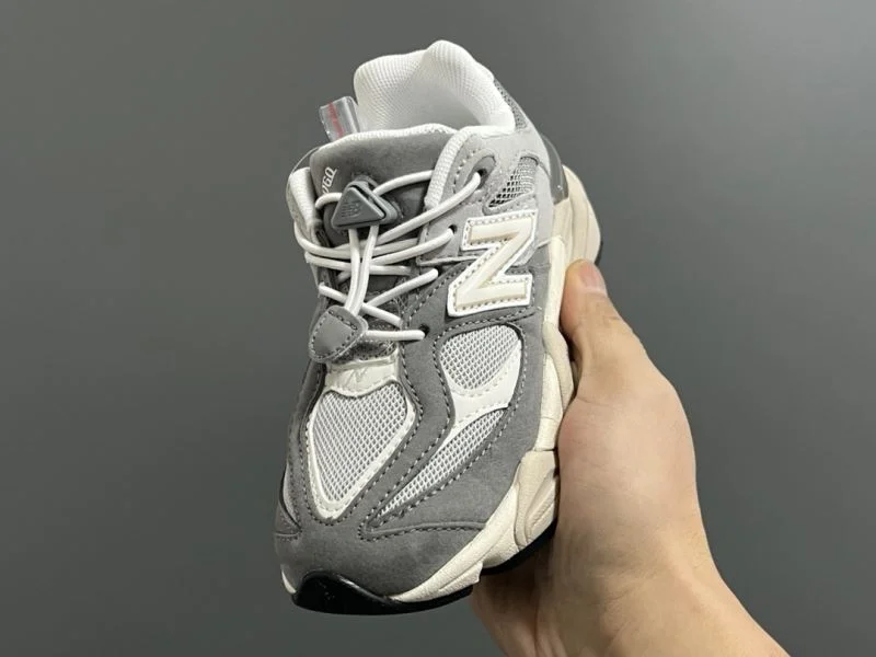 Brand-original NEW BALANCE SHOES