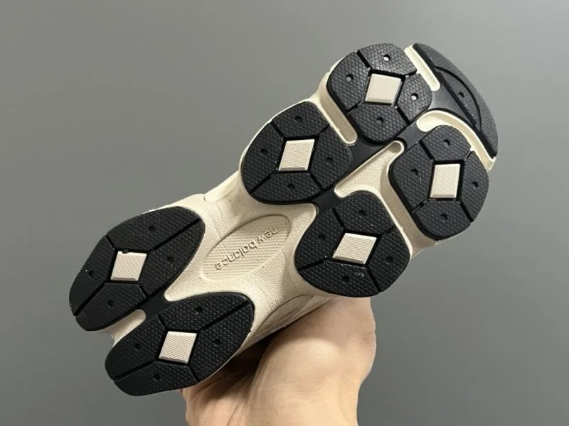 Brand-original NEW BALANCE SHOES