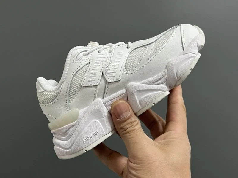 Reasonably priced NEW BALANCE SHOES