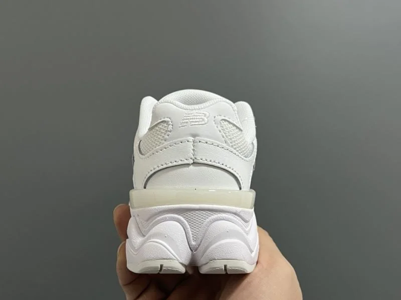 Reasonably priced NEW BALANCE SHOES
