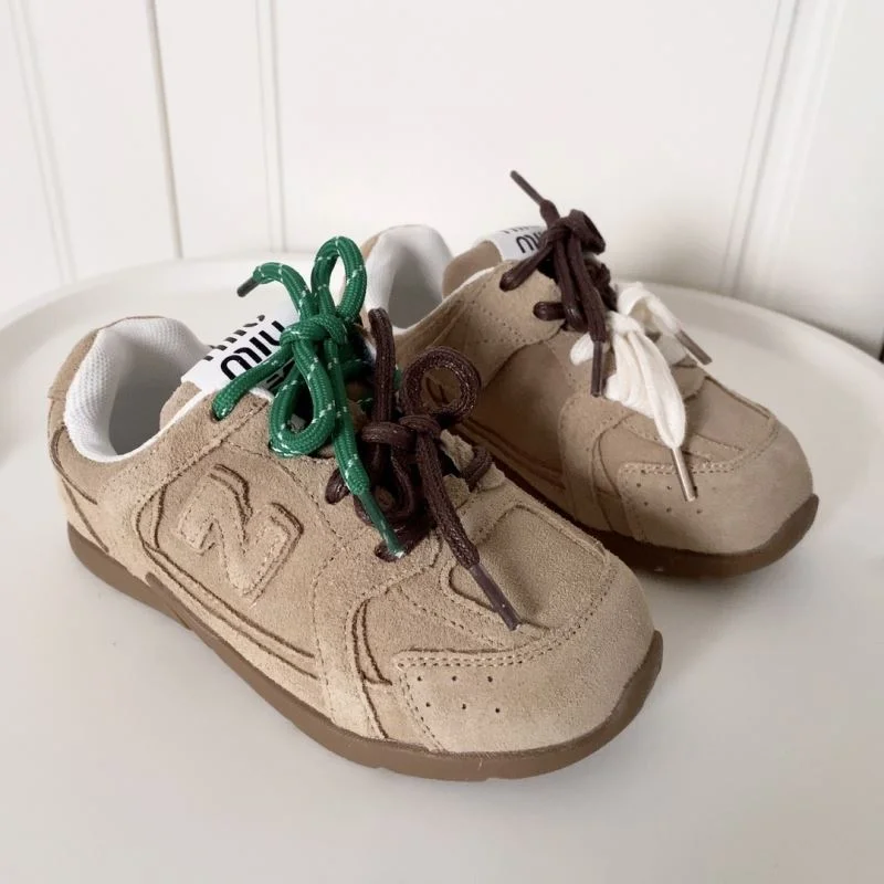 NEW BALANCE SHOES