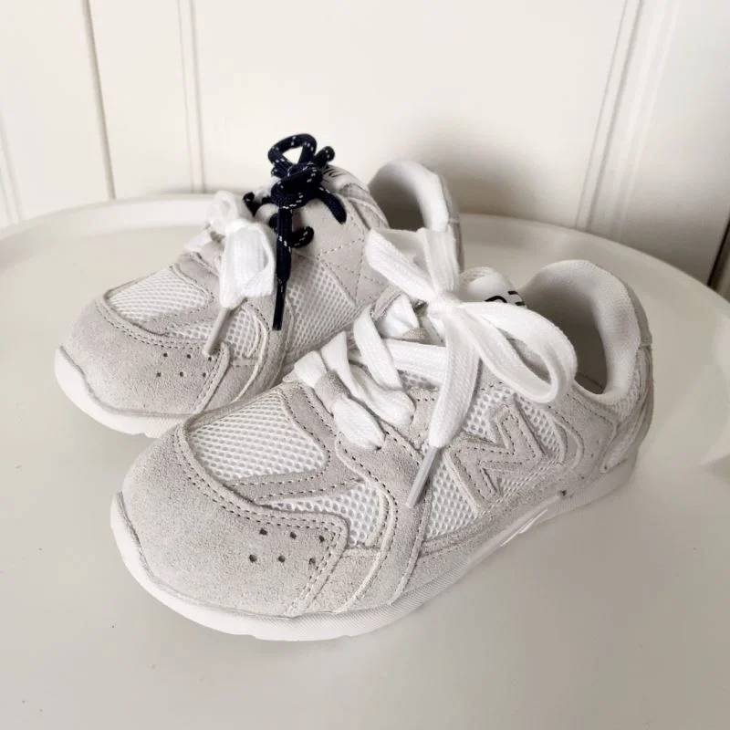 Reasonably priced NEW BALANCE SHOES